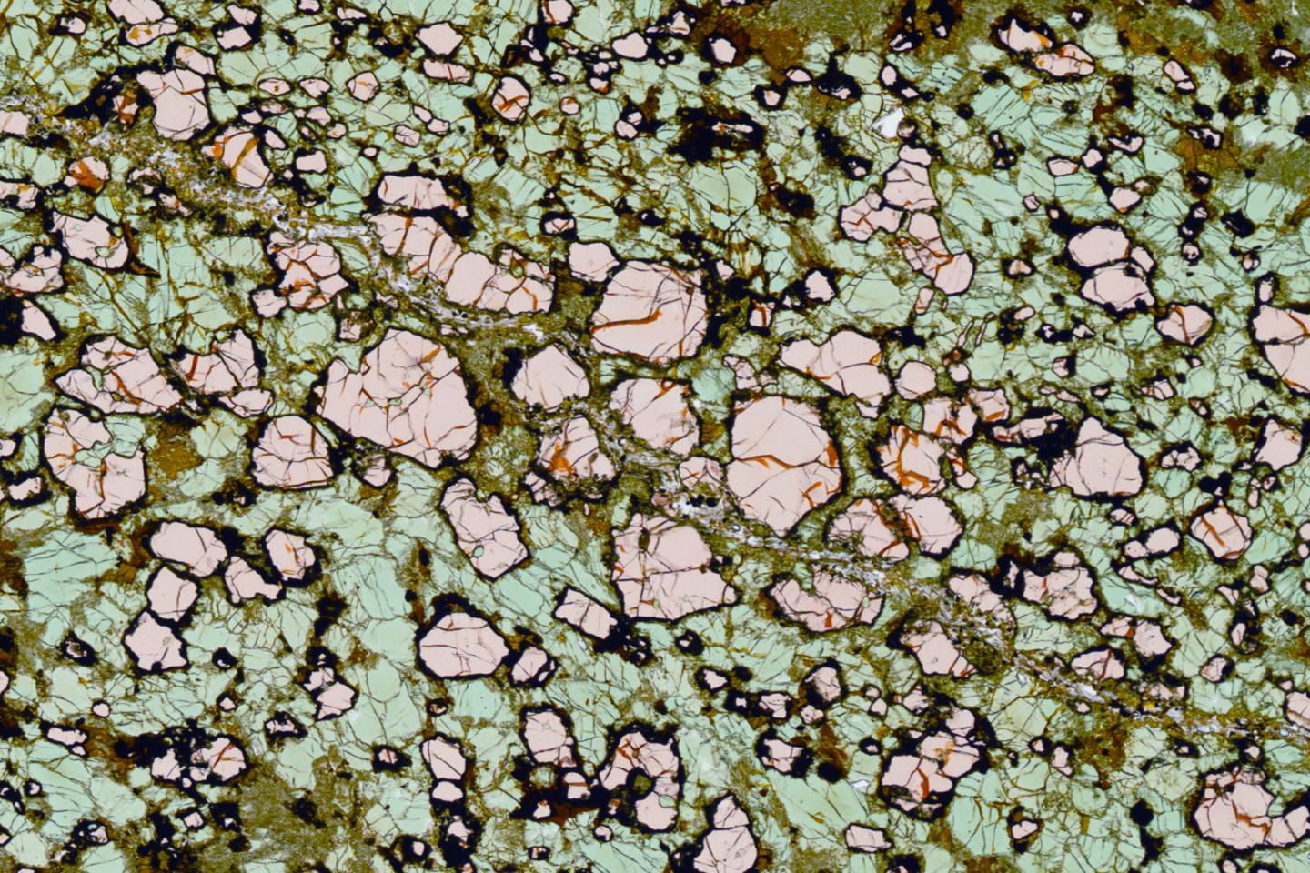 Garnet Pyroxenite [IMAGE] | EurekAlert! Science News Releases