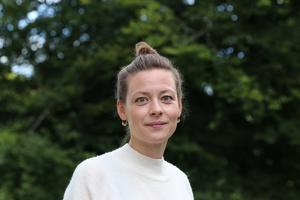 Burning candles and fumes from cooking is harmful for people with mild ...