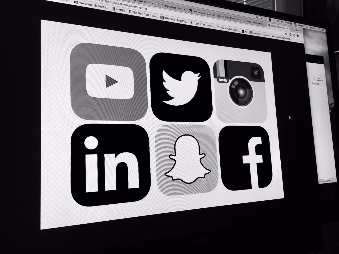 Psychologists say our 'attachment style' applies to social networks ...