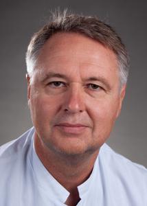 Cardiologist Bruno Scheller honoured in London with international ...